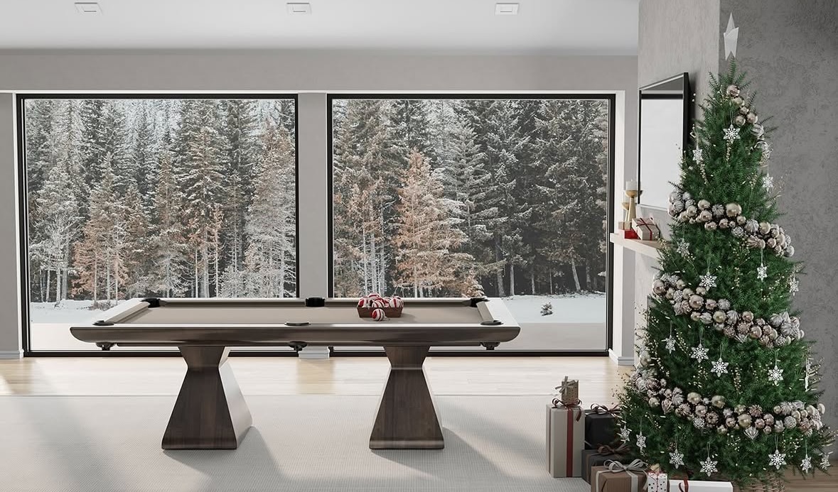 Pyramid pool table - Paragon Billiards